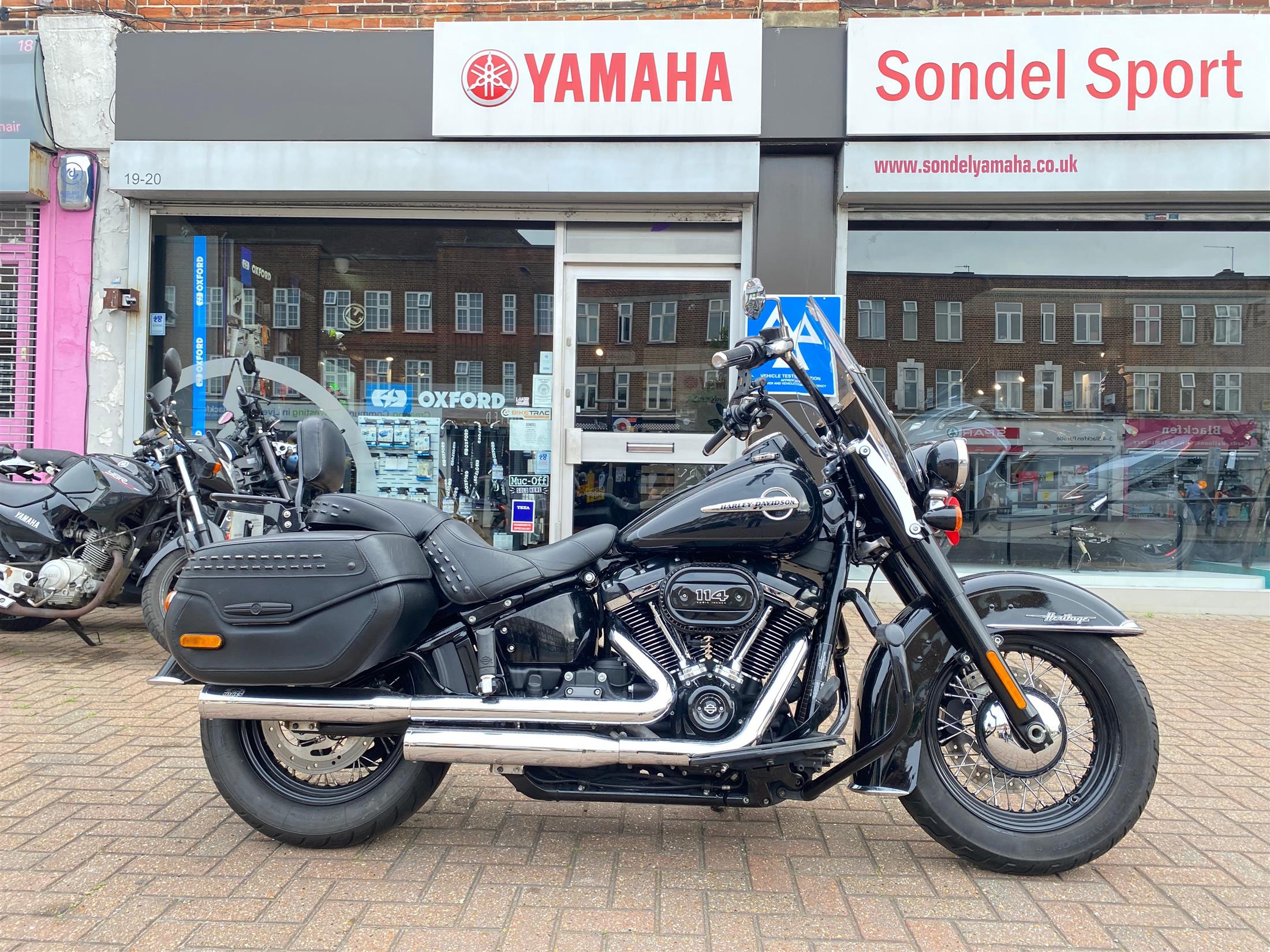 HARLEY-DAVIDSON FL HERITAGE CLASSIC SOFTAIL 114 - Sondel Sport ...